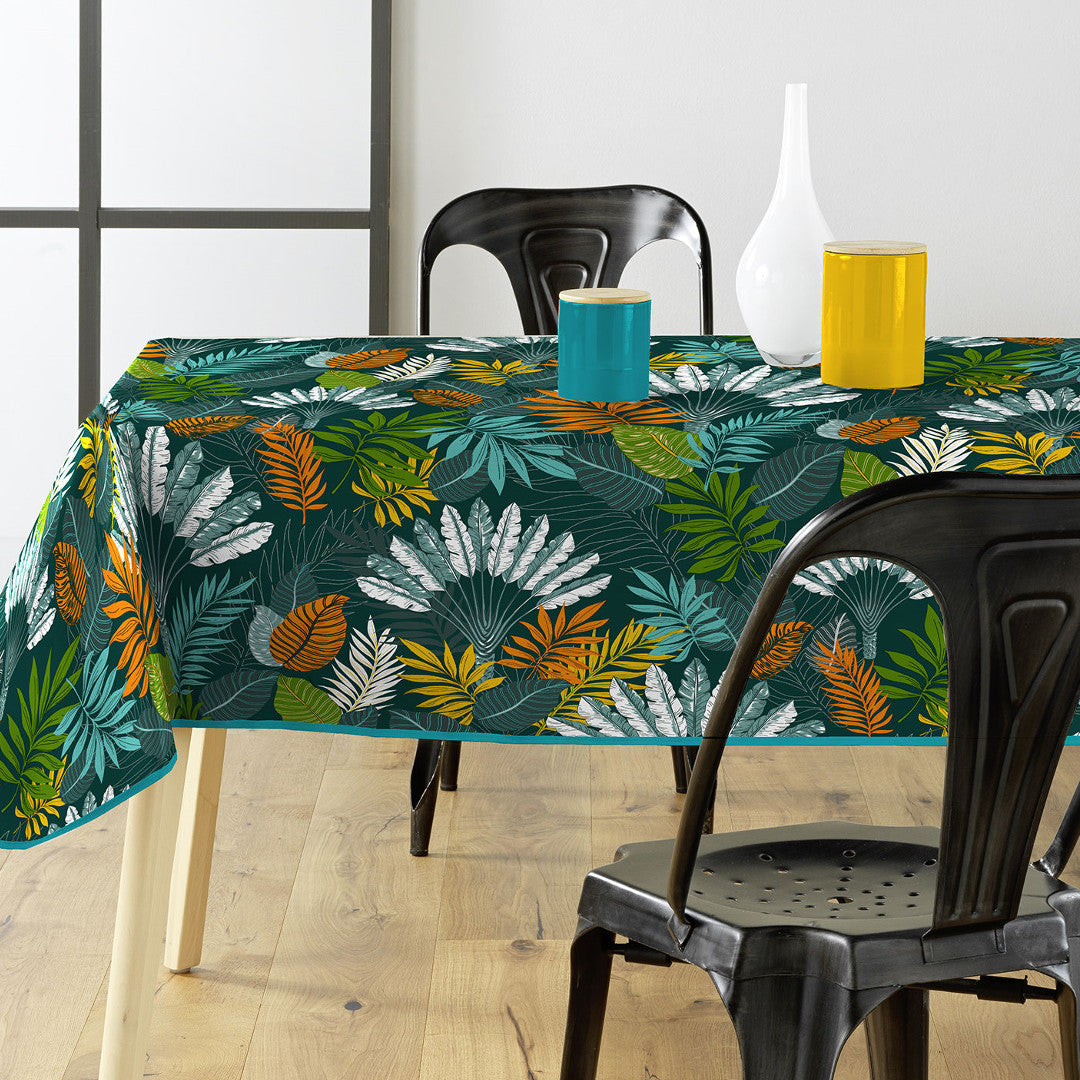 Textilia Panazio Dark – Voksduk med tropiske blader – Se mer – Dukernorge